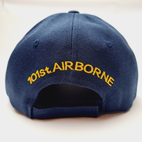 August Sportswear Inc. | Accessories | Us Army 1st Airborne Division ...